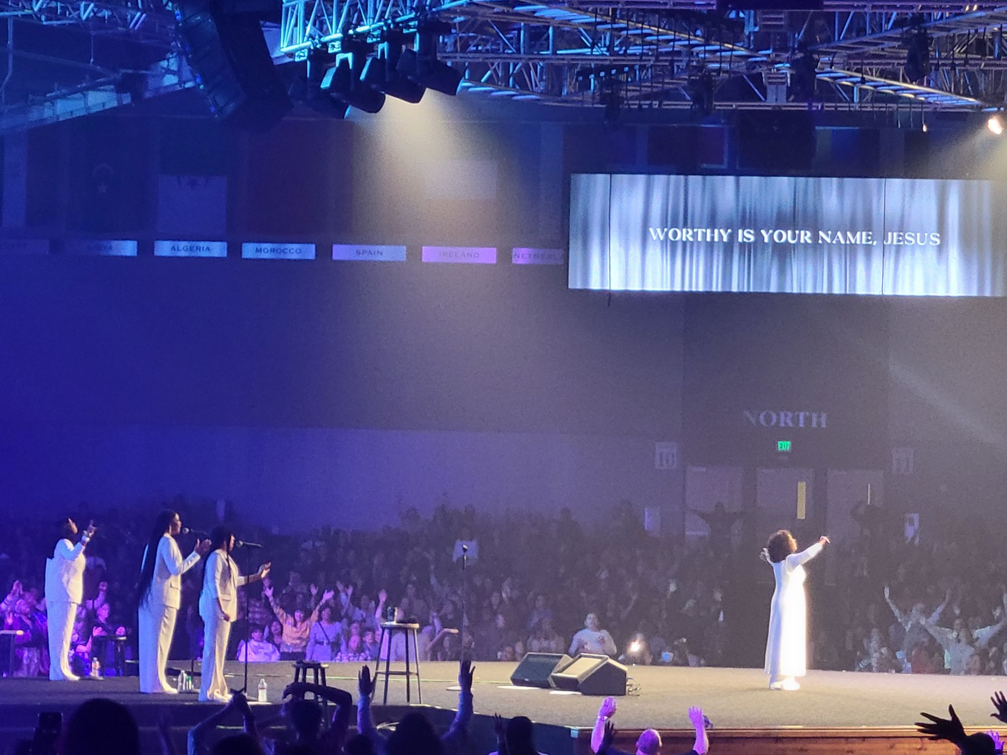 CeCe Winans Concert | Still Finding God